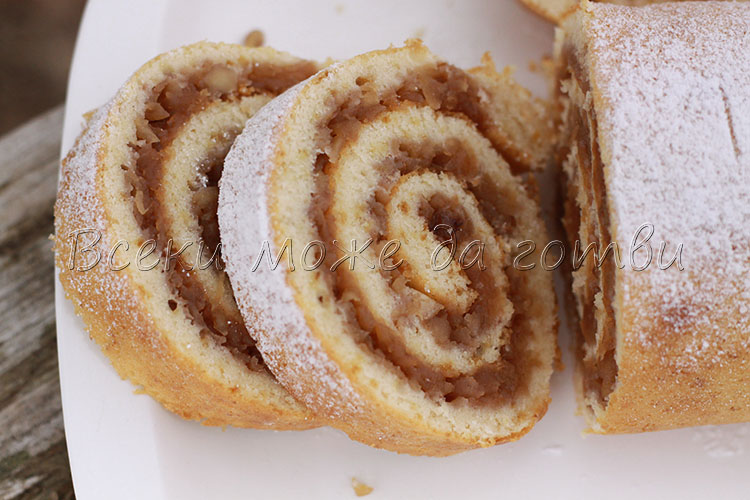 Най-сполучливото руло с ябълки – чудесна рецепта