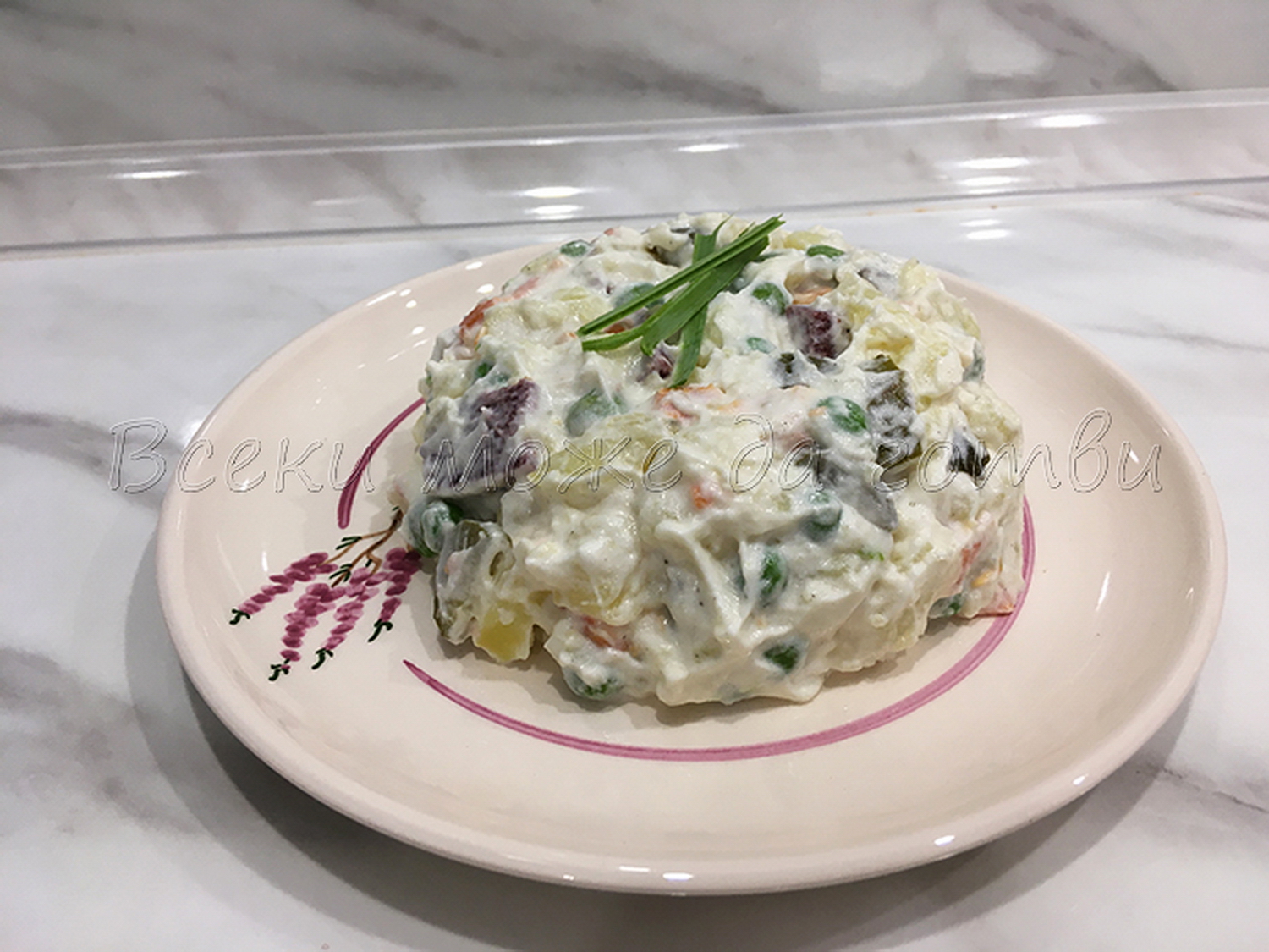 Руска салата за Нова година – винаги я правя по тази рецепта!